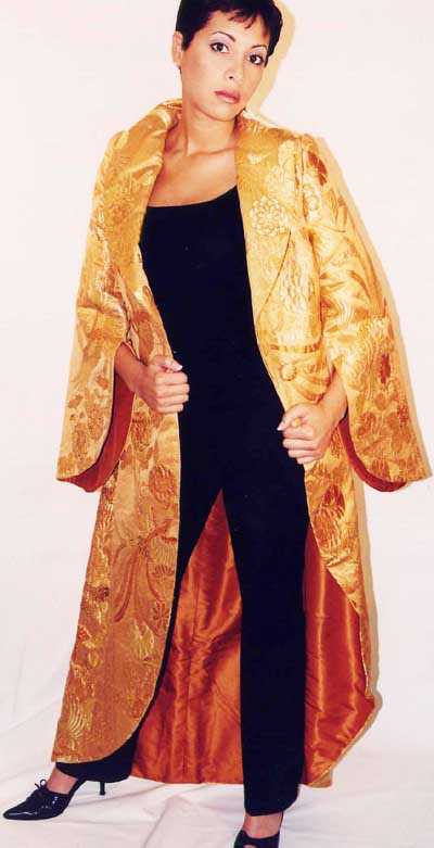 UCHIKAKE OPERA COAT GOLDEN HOUOU WITH PAULOWNIA AND BAMBOO