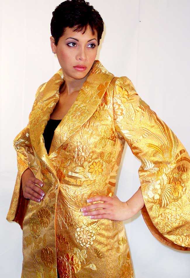 UCHIKAKE OPERA COAT GOLDEN HOUOU WITH PAULOWNIA AND BAMBOO